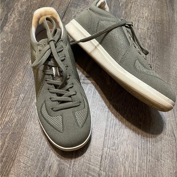 Rothy's | Shoes | Rothys Green Mens Sneakers | Poshmark